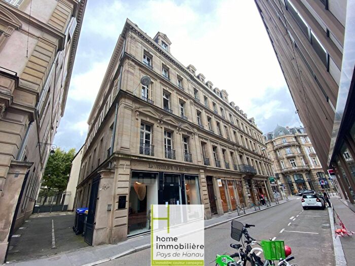 Appartement à louer - Strasbourg - 5 pièces - 3 chambres