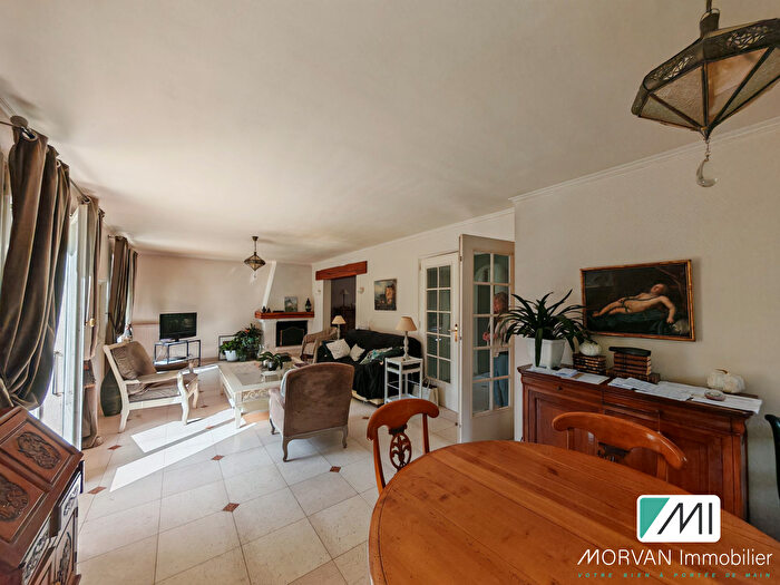 Maison à vendre - Jouars-Pontchartrain - 6 pièces - 4 chambres