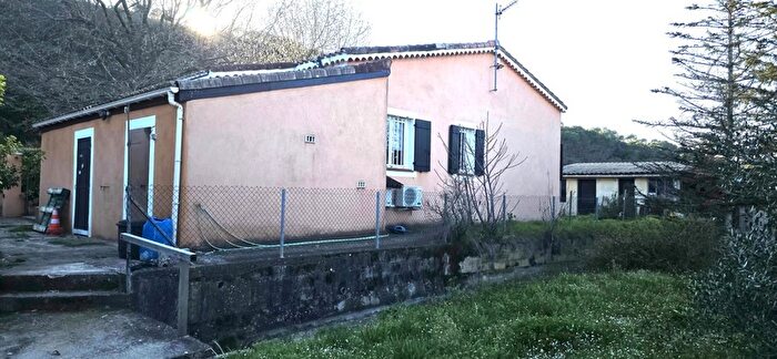 Maison à vendre - Vidauban - 4 pièces - 2 chambres