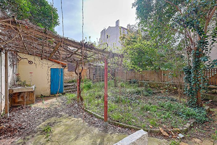 Marseille 4ème, Cinq Avenues - Appartement 2 pièces à vendre