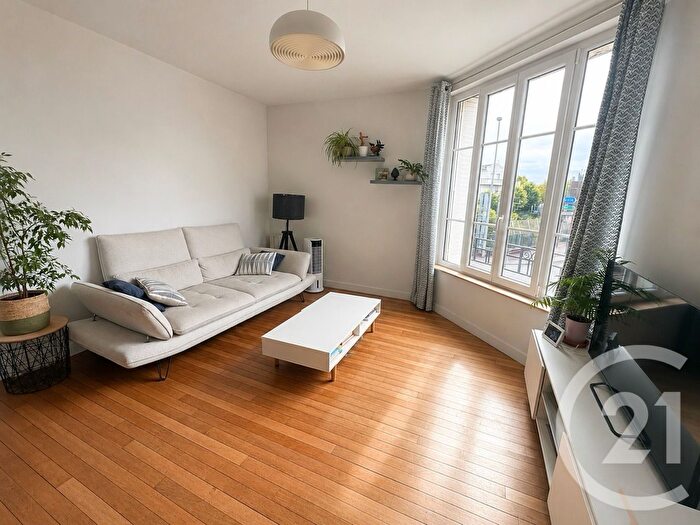 Appartement 3 pièces à Mantes-la-Jolie, Centre-ville, à vendre