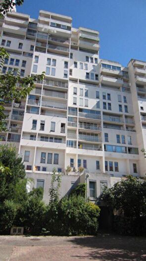 Appartement à louer - Parc-La Boule- Champs Pierreux, Nanterre - 2 pièces - 1 chambre