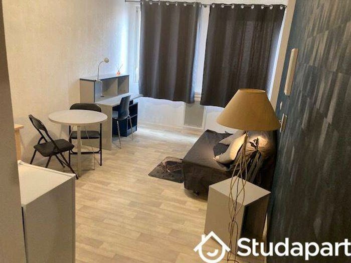Nansouty, Saint Genès, Bordeaux : Appartement 1 pièce à louer