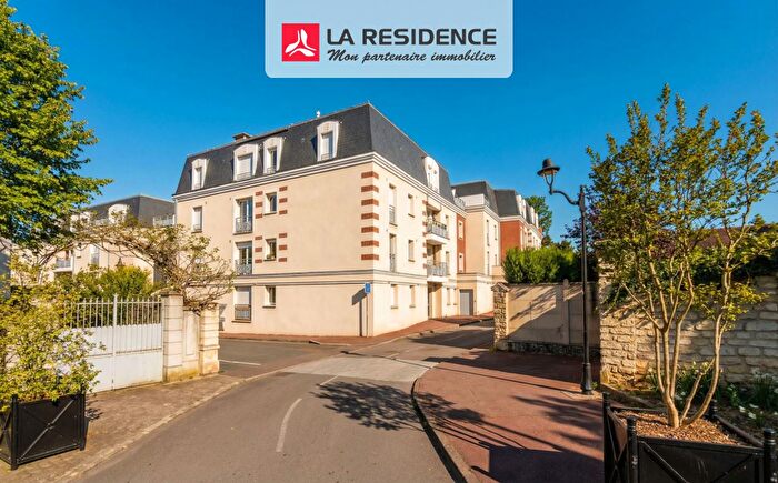 Appartement à vendre - Verneuil-sur-Seine, Centre-ville, Gare - 5 pièces - 3 chambres