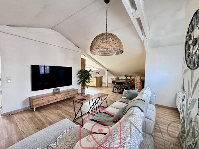 Appartement à vendre - Saint-Raphaël, Les Arênes - 4 pièces - 2 chambres