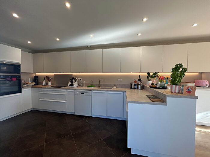 Maison à vendre - Agen - 5 pièces - 3 chambres