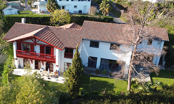 Saint-Jean-de-Luz, Ichaca, Urquijo, Habas, Fargeot, Errepira : Maison 15 pièces à vendre