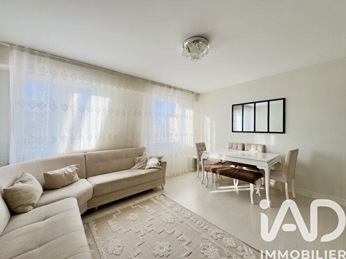 Appartement à vendre - Étampes, Saint-Michel, Croix de Vernailles - 3 pièces - 2 chambres