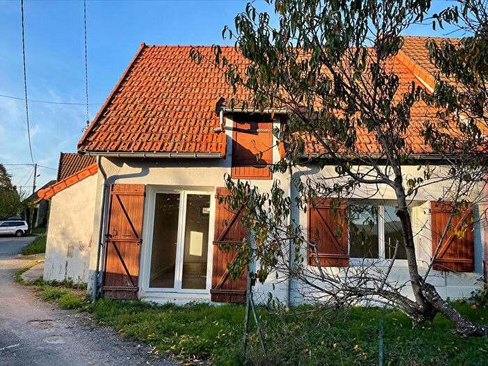 Maison à louer - Mesvres - 2 pièces - 1 chambre