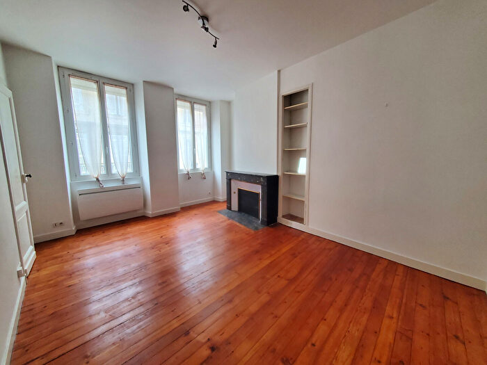 Appartement 2 pièces à Bordeaux, Saint-Seurin, à louer