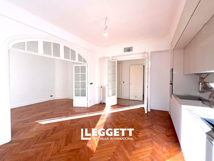 Appartement à vendre - Nice, Saint-Lambert, Bas-Cimiez - 5 pièces - 4 chambres