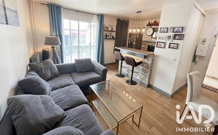 Appartement 2 pièces à Courbevoie, Gambetta, La Défense, à vendre