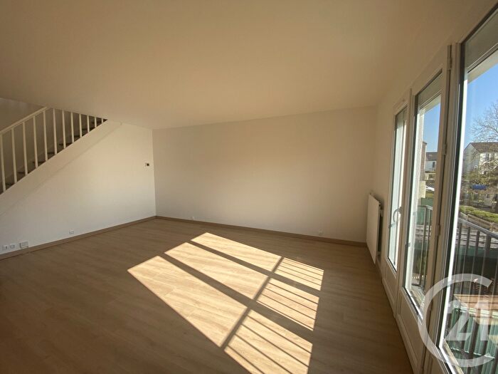 Maison à louer - Élancourt, Nouvelle Amsterdam, ZA Petite Villedieu - 4 pièces - 3 chambres