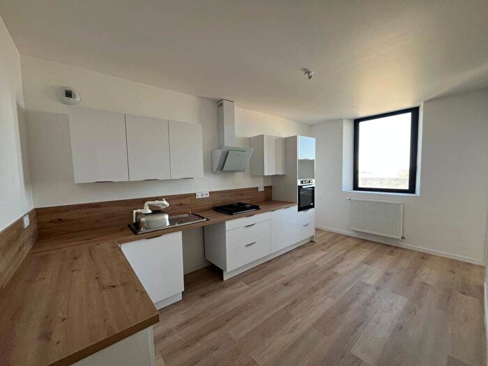 Plateau, Laon : Appartement 4 pièces à louer