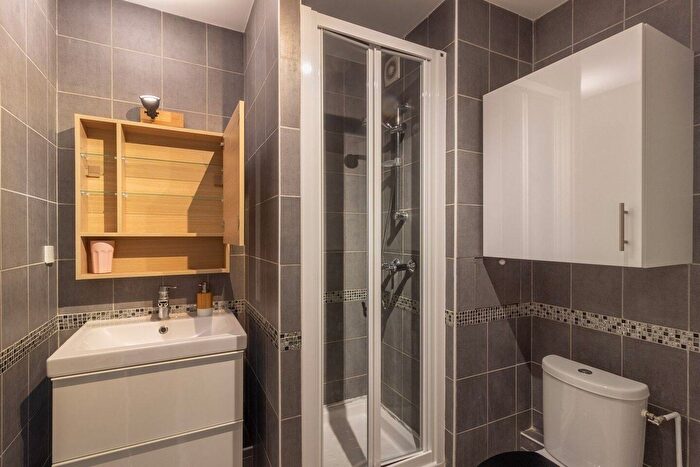 Appartement à louer - Bécon, Courbevoie - 1 pièce