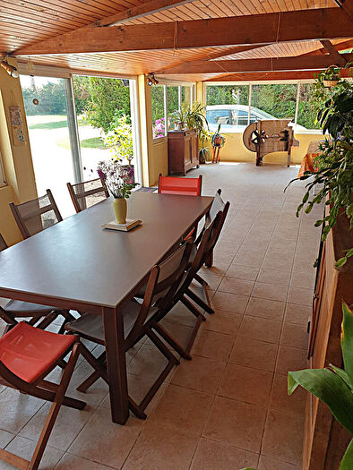 Maison à vendre - Barbezieux-Saint-Hilaire - 7 pièces - 4 chambres