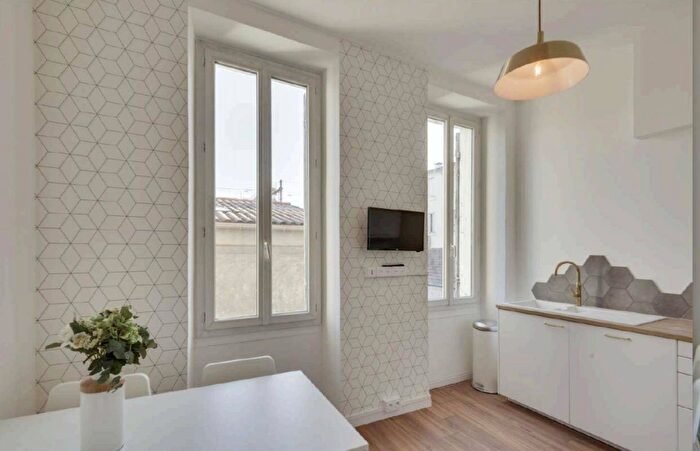 Appartement 4 pièces à louer à Saint Charles, Marseille 1er arrondissement