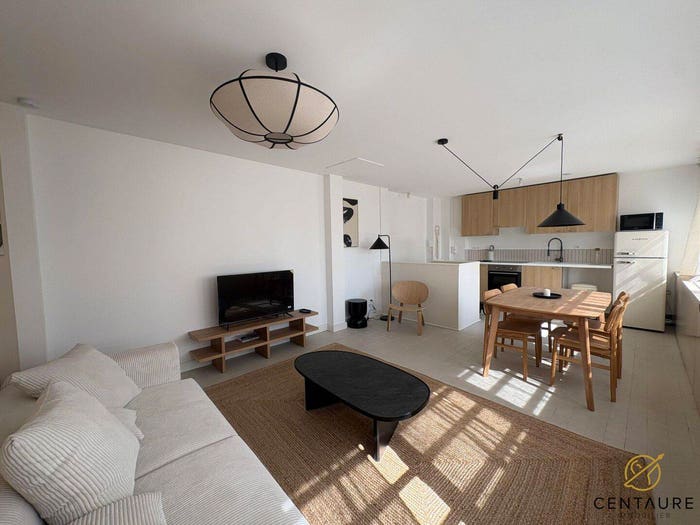 Centre Ville-Fin de la Guerre, Tourcoing : Appartement 2 pièces à louer