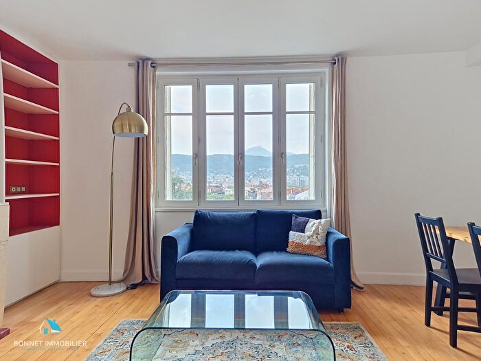 Appartement 3 pièces à louer - Clermont-Ferrand, Delille, Cathédrale, La Gare