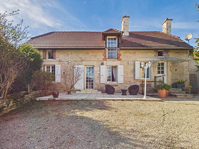 Maison à vendre - Praslin - 5 pièces - 3 chambres