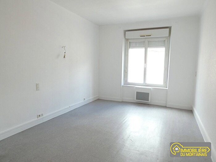 Appartement à louer - Saint-Hilaire-du-Harcouët - 3 pièces - 1 chambre