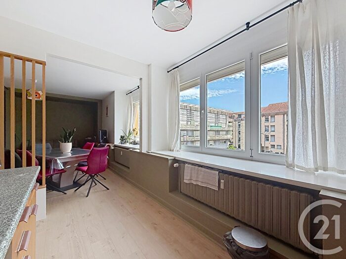 Appartement 2 pièces à Vesoul, Centre-ville, à louer