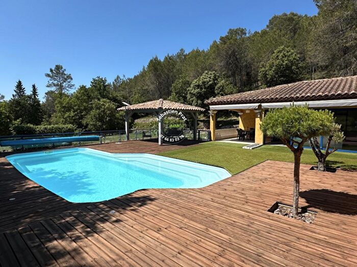 Besse-sur-Issole - Maison 6 pièces à vendre