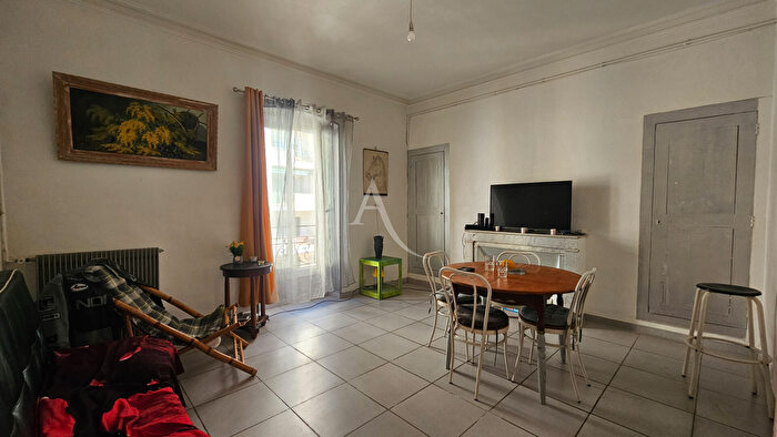 Appartement 5 pièces à vendre - Nîmes, Carmes