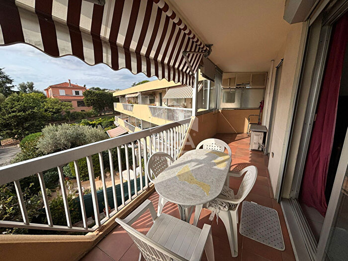 Appartement à louer - Villeneuve-Loubet, Les Hauts de Vaugrenier, Les Maurettes, Vaugrenier - 2 pièces - 1 chambre