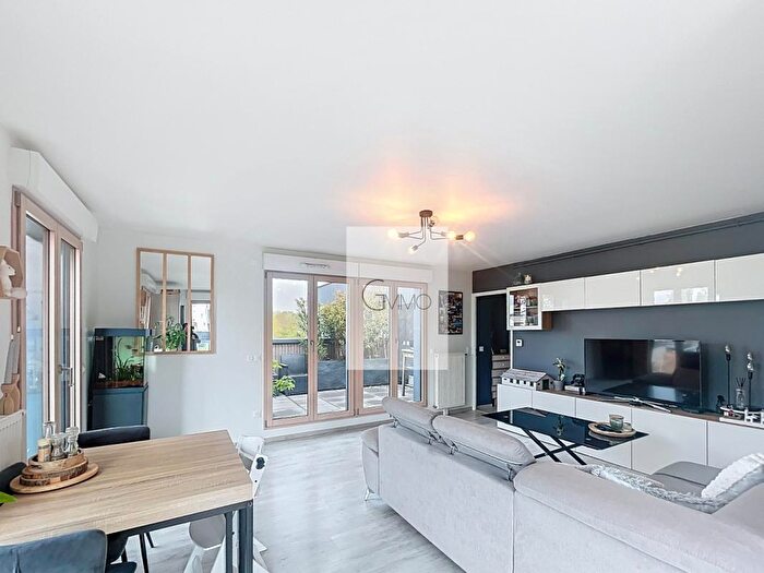 Appartement 3 pièces à Nanterre, Chemin de l'île, à vendre