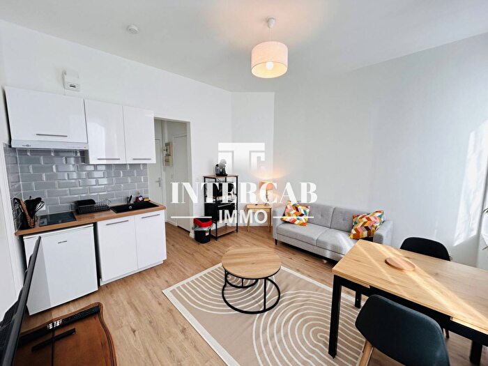 Appartement 2 pièces à louer à Bois dAmour-Porte de Paris-Courlancy, Reims