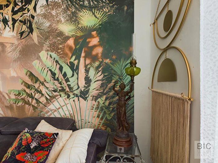 Maison à vendre - Villenave-dOrnon, Pontac, La Générale - 8 pièces - 6 chambres