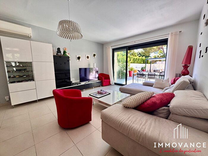 Maison à vendre - Saint-Geniès-des-Mourgues - 5 pièces - 3 chambres