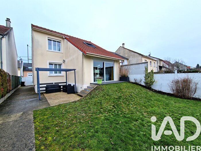 Maison à vendre - Chelles, Gambetta, Tournelles, Château Gaillard - 7 pièces - 4 chambres