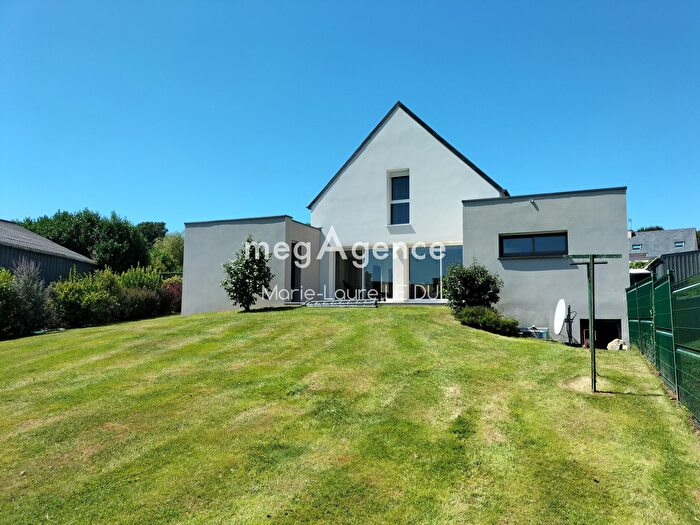 Maison à vendre - Guerlesquin - 5 pièces - 3 chambres