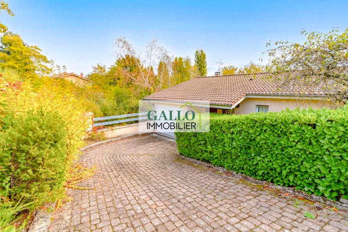 Villefontaine, Servenoble : Maison 4 pièces à vendre