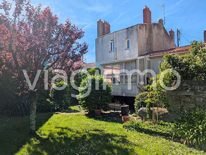 Les Sables-dOlonne, Gare - Maison 10 pièces à vendre