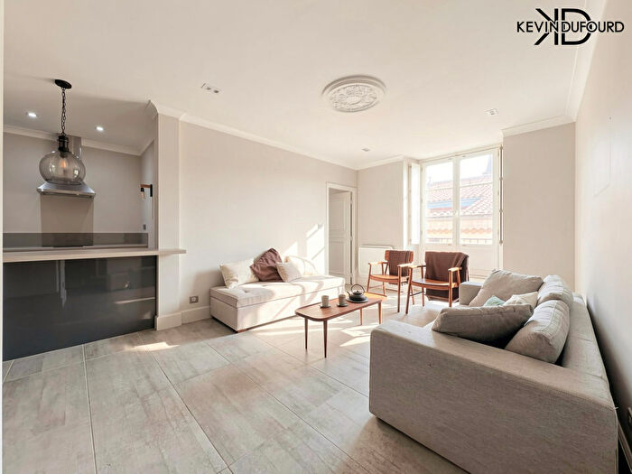 Aubenas, Centre-ville : Appartement 2 pièces à vendre