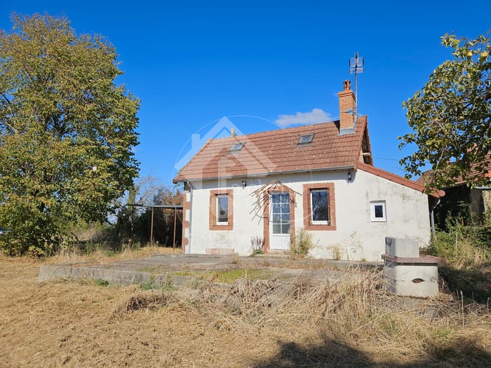 Saligny-sur-Roudon - Maison 2 pièces à vendre