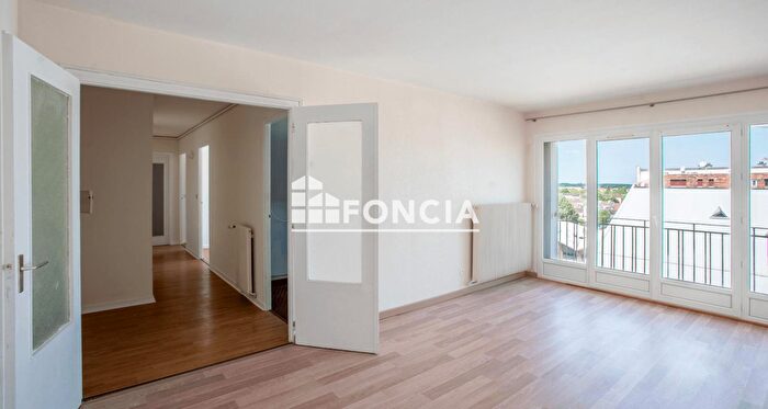 Maurepas, Centre-ville, Malmedonne - Appartement 3 pièces à vendre