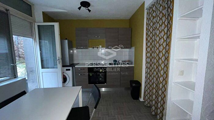 Appartement à louer - Saint-Étienne - 1 pièce