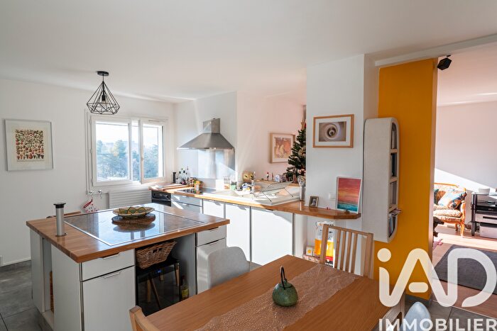 Appartement à vendre - Échirolles, Villeneuve - 5 pièces - 3 chambres