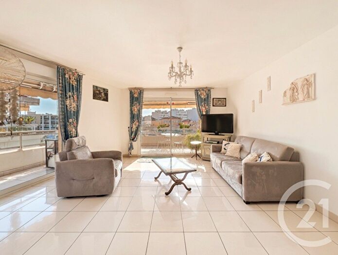 Appartement à vendre - Cagnes-sur-Mer, Centre-ville - 4 pièces - 2 chambres