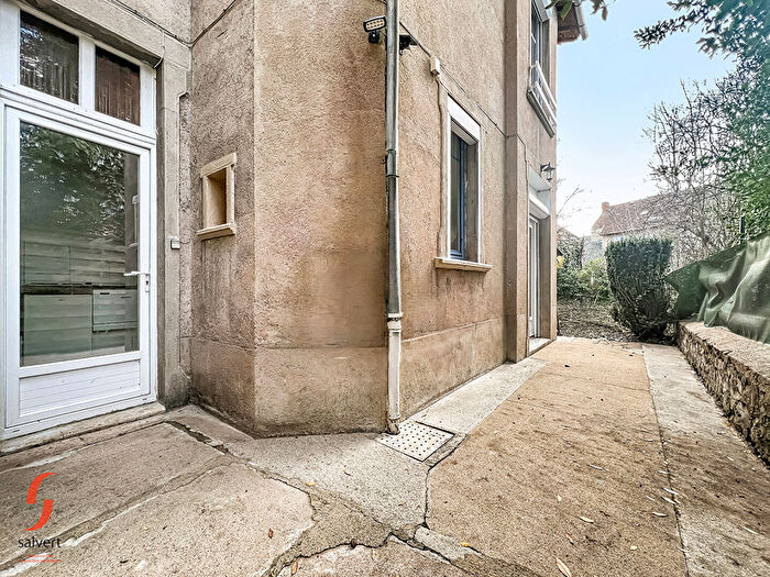 Maison à vendre - Néris-les-Bains - 2 pièces - 1 chambre