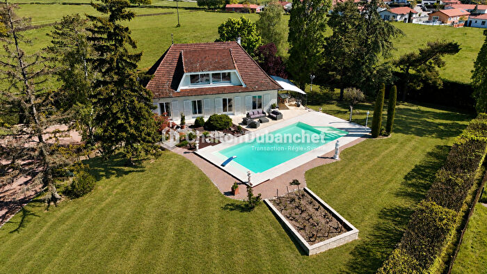 Ouches - Maison 7 pièces à vendre