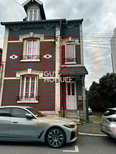 Maison 6 pièces à Creil, Voltaire, Gare, à vendre