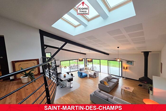 Maison à vendre - Saint-Martin-des-Champs - 8 pièces - 5 chambres
