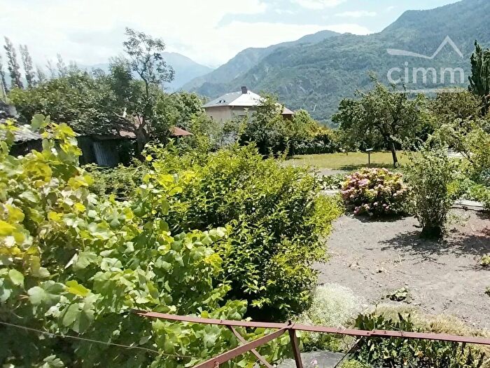 Maison 8 pièces à Saint-Julien-Mont-Denis, à vendre