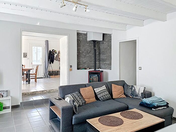 Maison à vendre - Saint-Jean-de-Liversay - 4 pièces - 2 chambres