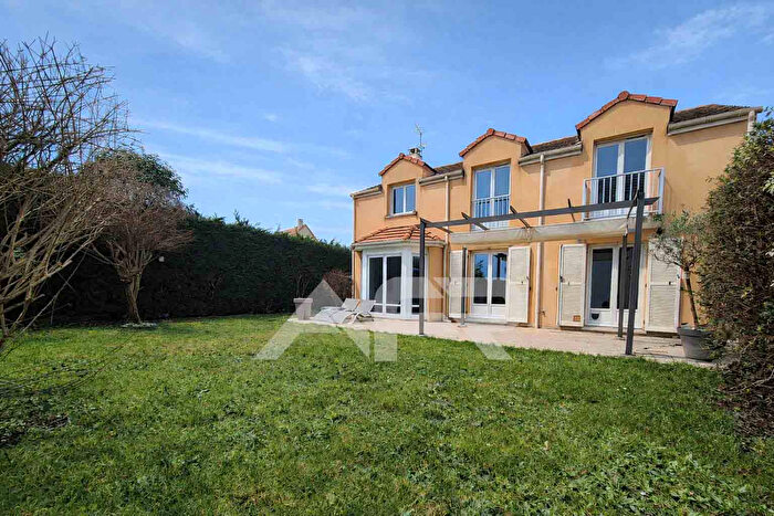 Maison 7 pièces à vendre - Chatou, Nord
